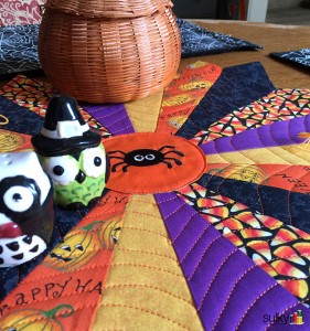 My Favorite Halloween Placemat Tutorial - Sulky