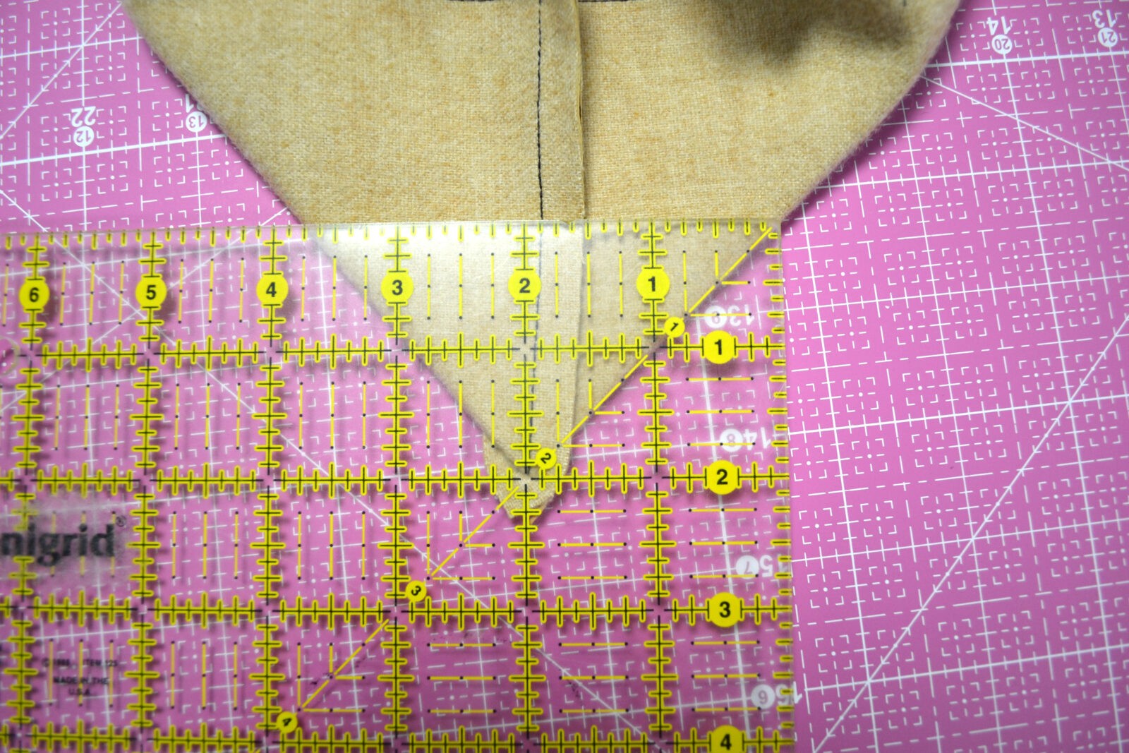 Cork Bottom Tote in 14 Easy Steps - Sulky