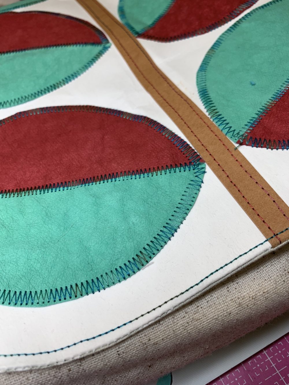 Sew a Kraft-tex Bag - Sulky