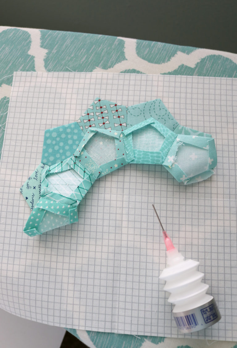 Easy English Paper Piecing Quilt Block - Andy Knowlton - Sulky