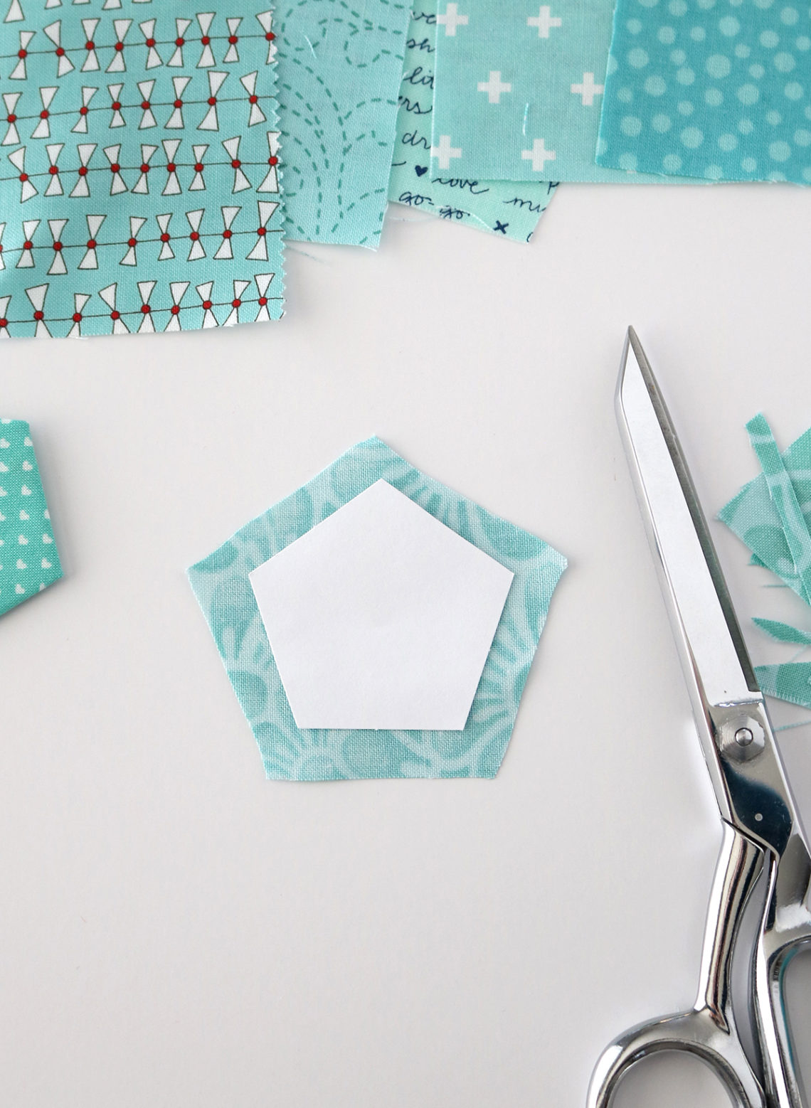 Easy English Paper Piecing Quilt Block - Andy Knowlton - Sulky