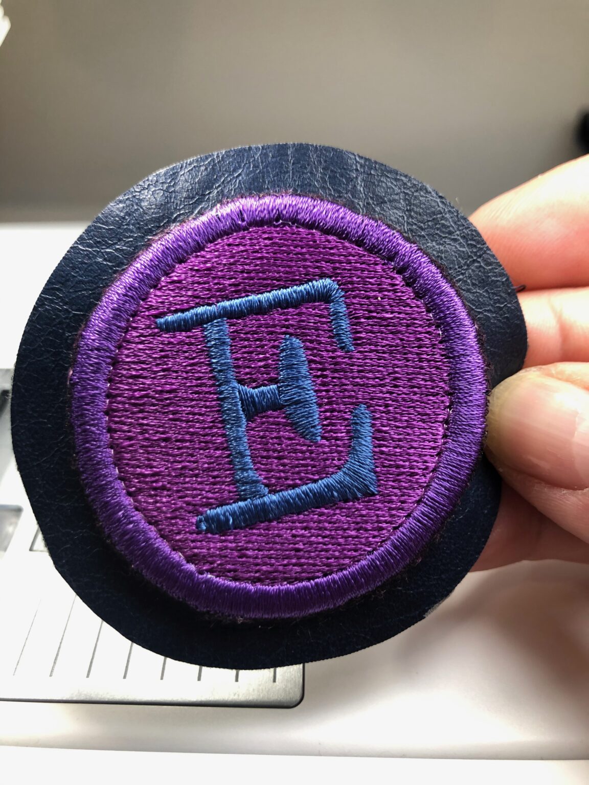 How to Sew Faux Leather + Machine Embroidery Bag Tag - Sulky