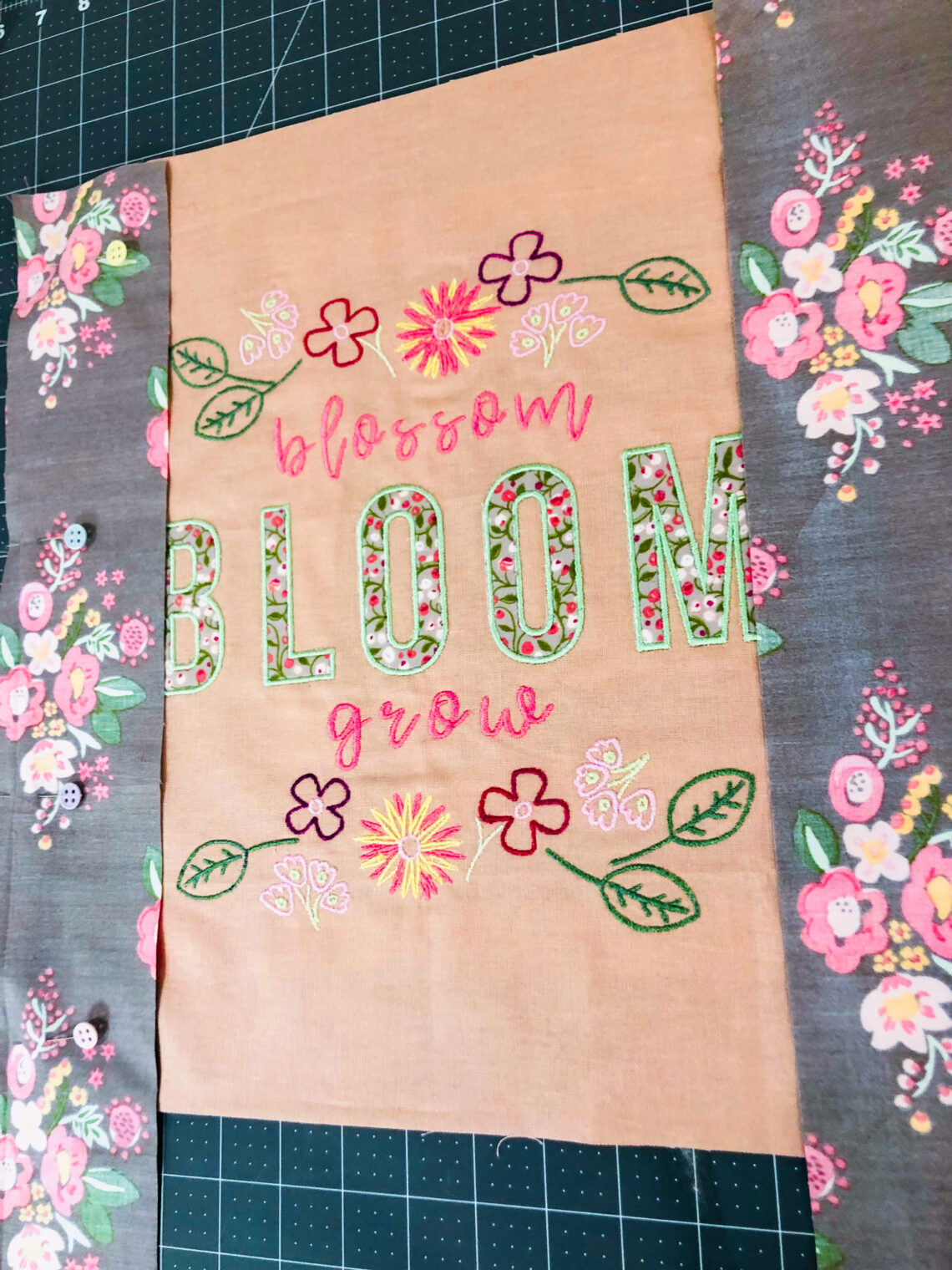 Bloom Machine Embroidered Mini Quilt - Sulky