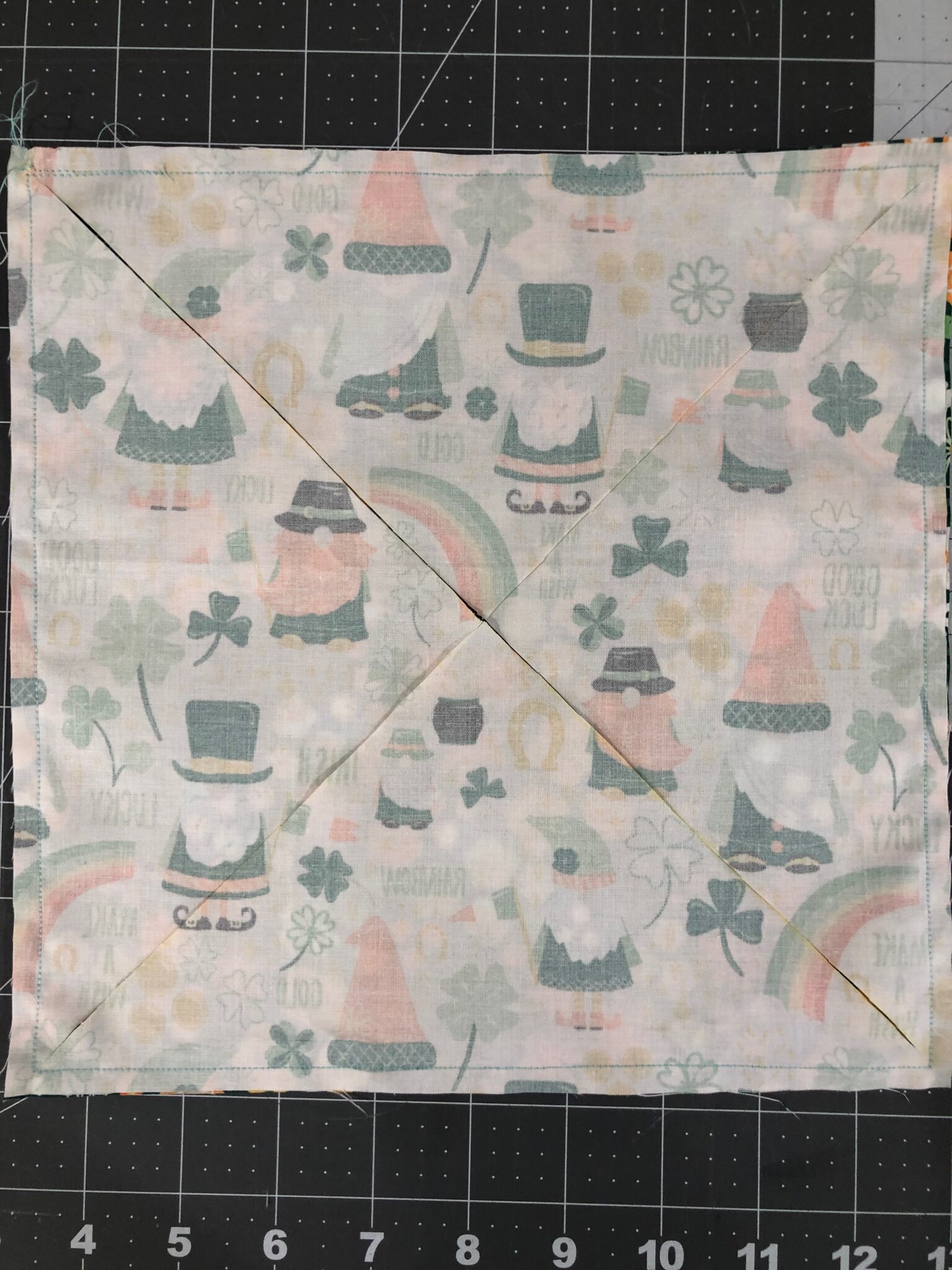 Simple Patchwork Mini Quilt with Fusible Appliqué - Sulky
