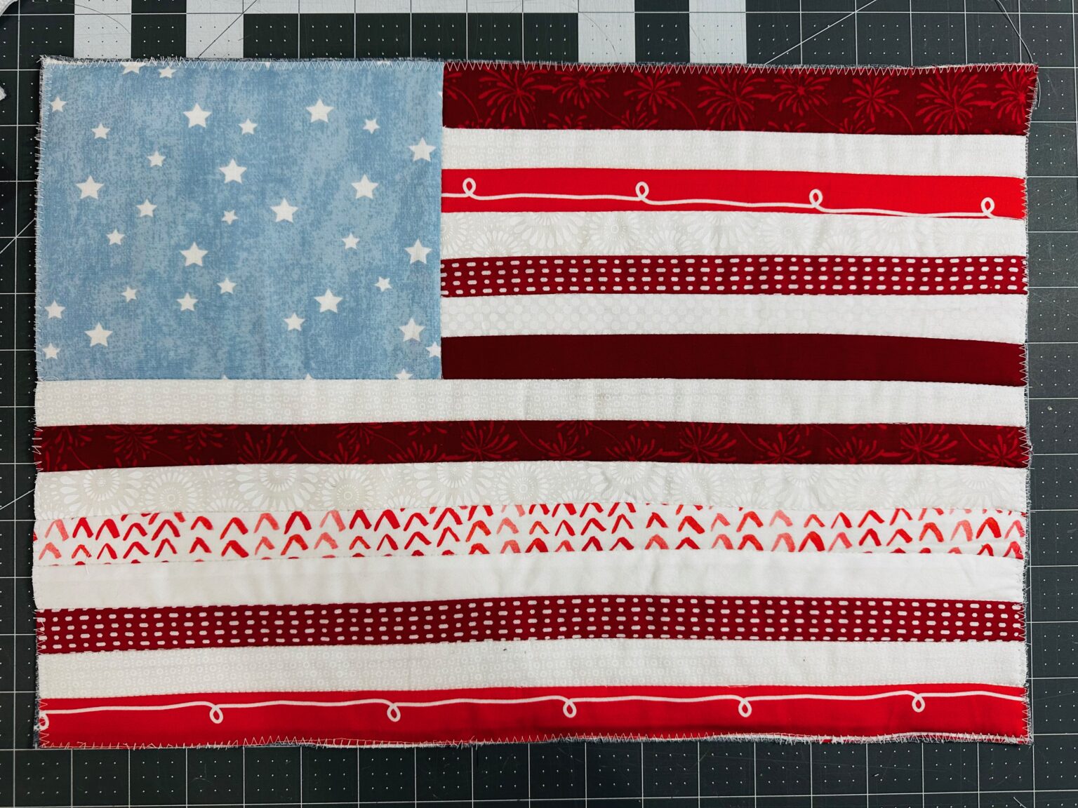 American Flag Placemat Project with Foundation Piecing - Sulky