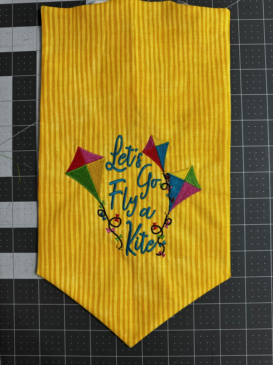 Fly a Kite Banner to Embroider & Sew - Sulky
