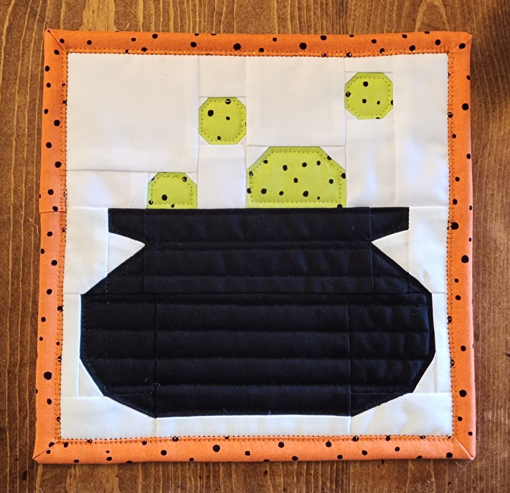 Halloween Mug Rug with Foundation Paper Piecing Techniques - Sulky
