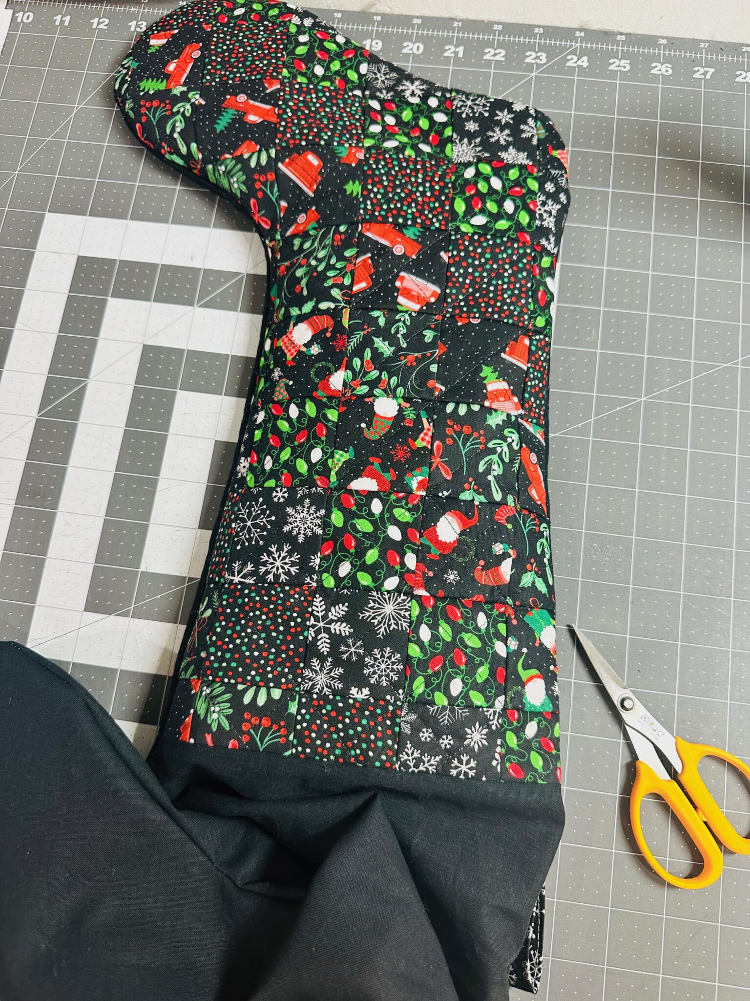 Patchwork Christmas Stocking with Stabilizer Grid - Sulky