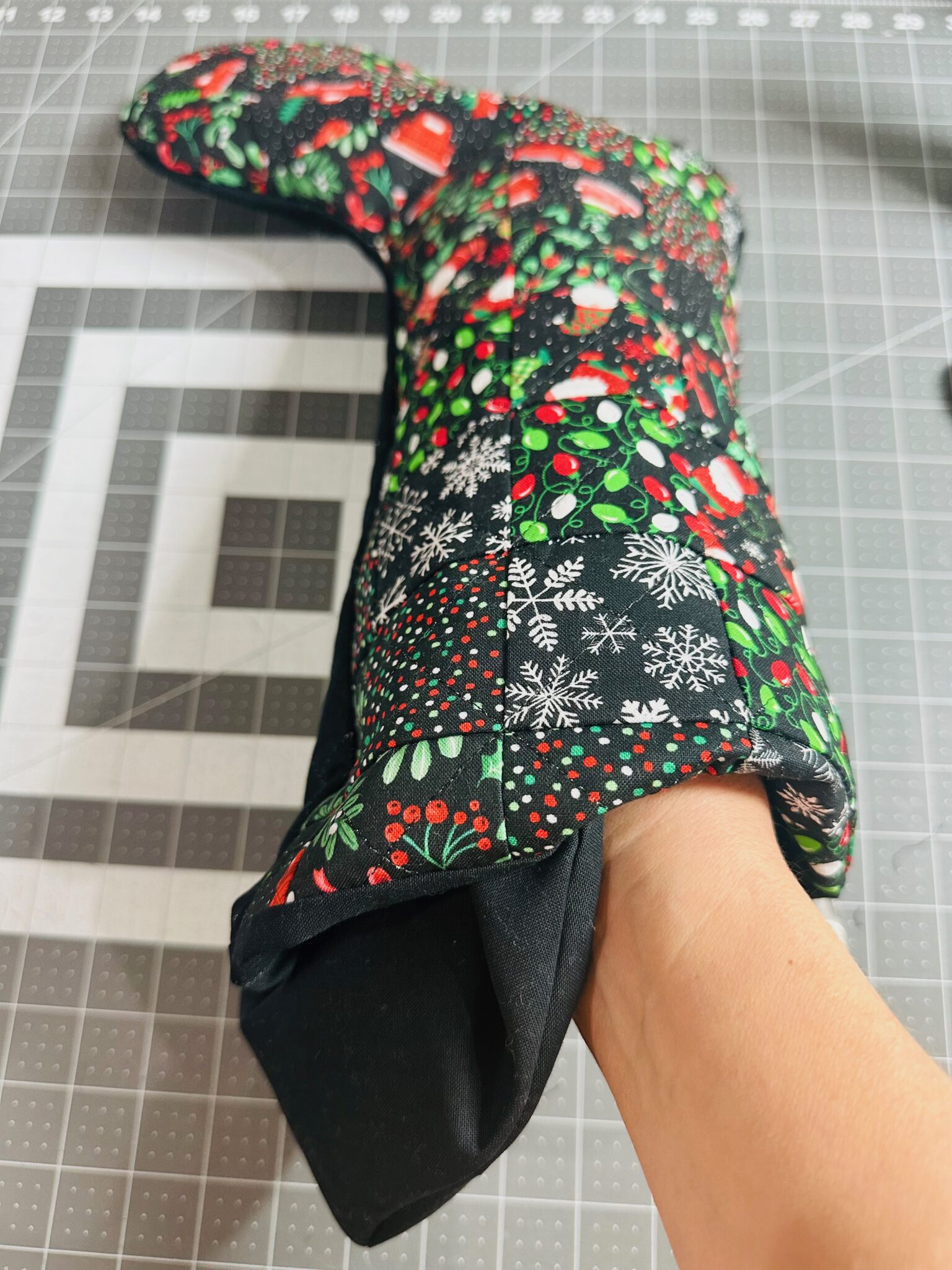 Patchwork Christmas Stocking with Stabilizer Grid - Sulky