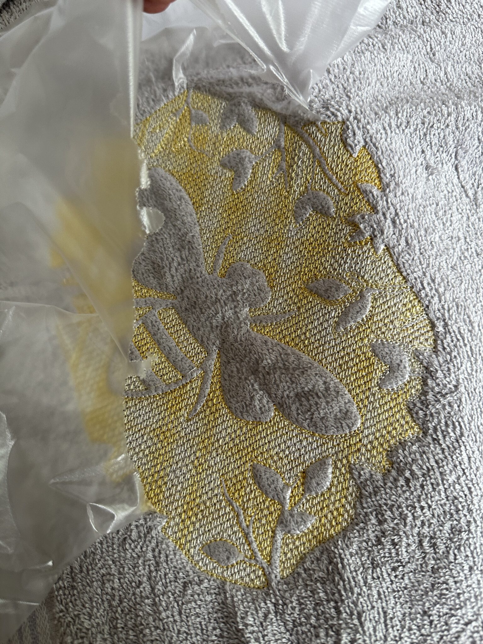 Embossed Embroidered Towel Set - Sulky