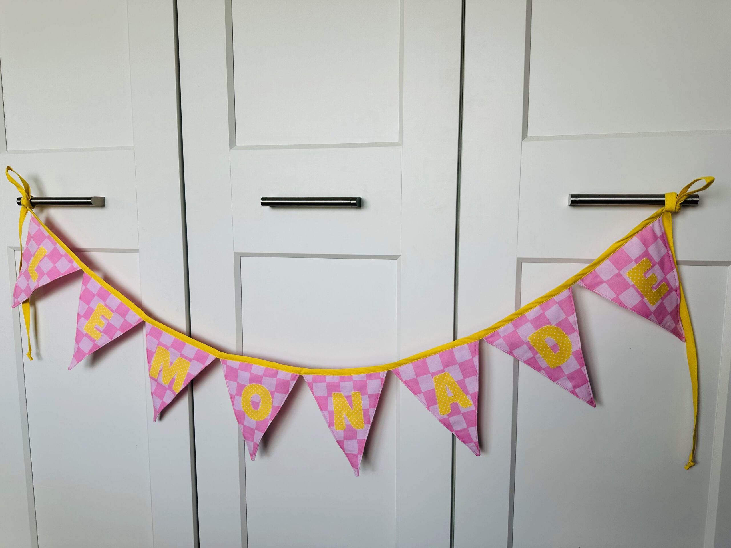 Lemonade Stand Bunting_06_2025 - 25 - Sulky